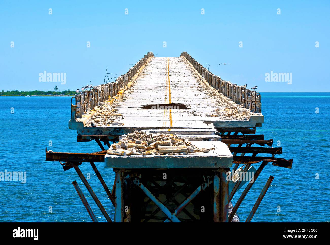 old rotten bridge near Bahia Honda State park Stock Photo - Alamy