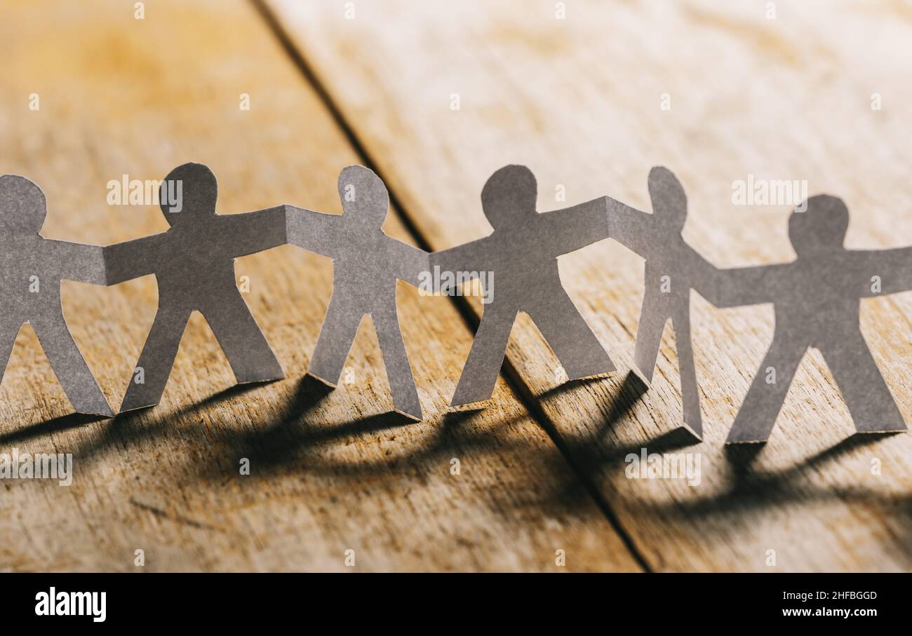 Teamwork Paper people Stock Photo - Alamy
