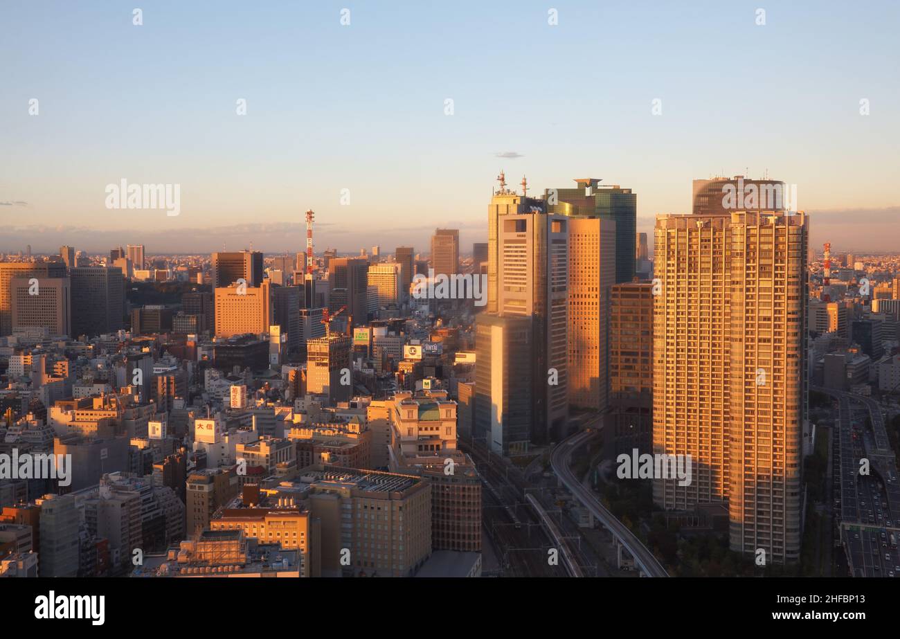 Higashi shinbashi hi-res stock photography and images - Alamy