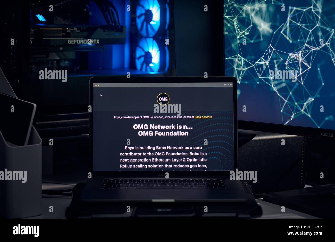 Omg network editorial hi-res stock photography and images - Alamy