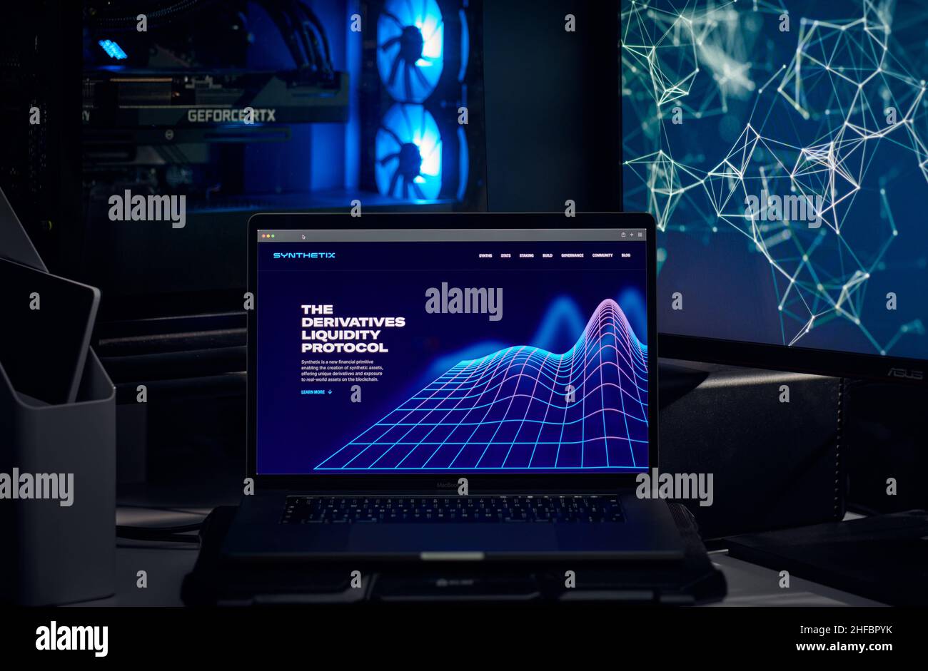 Snx logo hi-res stock photography and images - Alamy