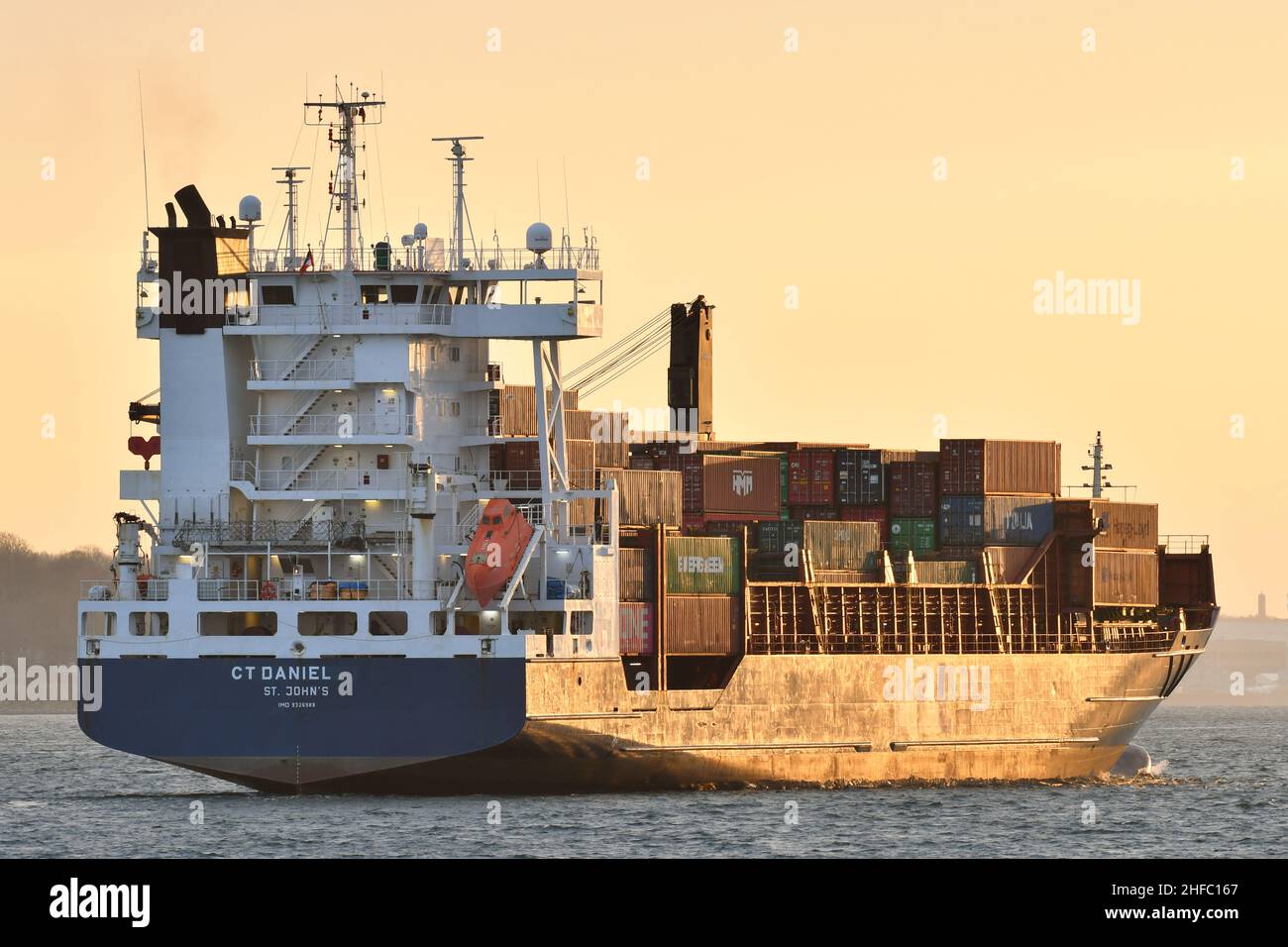 Containership CT DANIEL arrives at Kiel Stock Photo - Alamy
