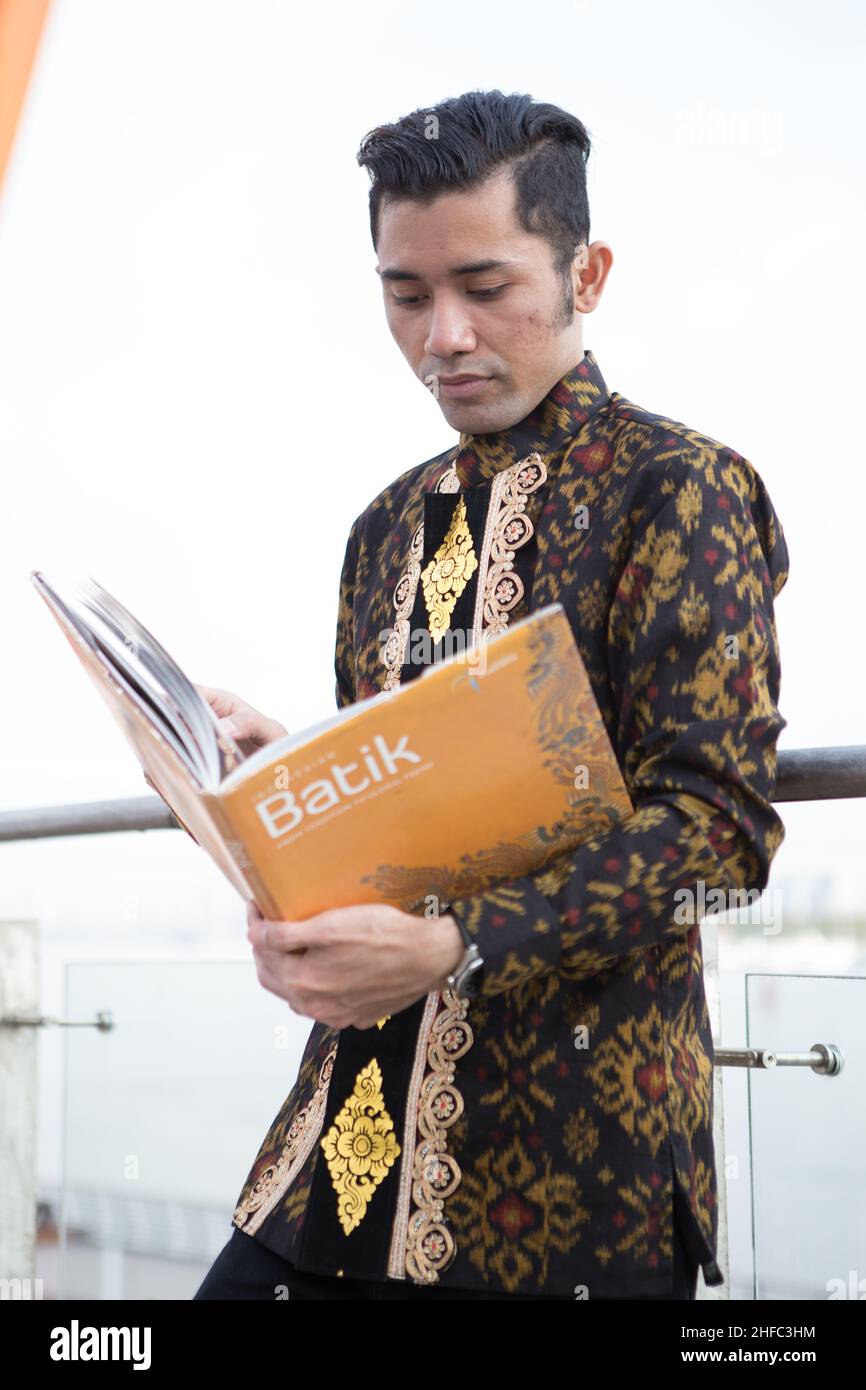 China shanghai book hi-res stock photography and images - Alamy