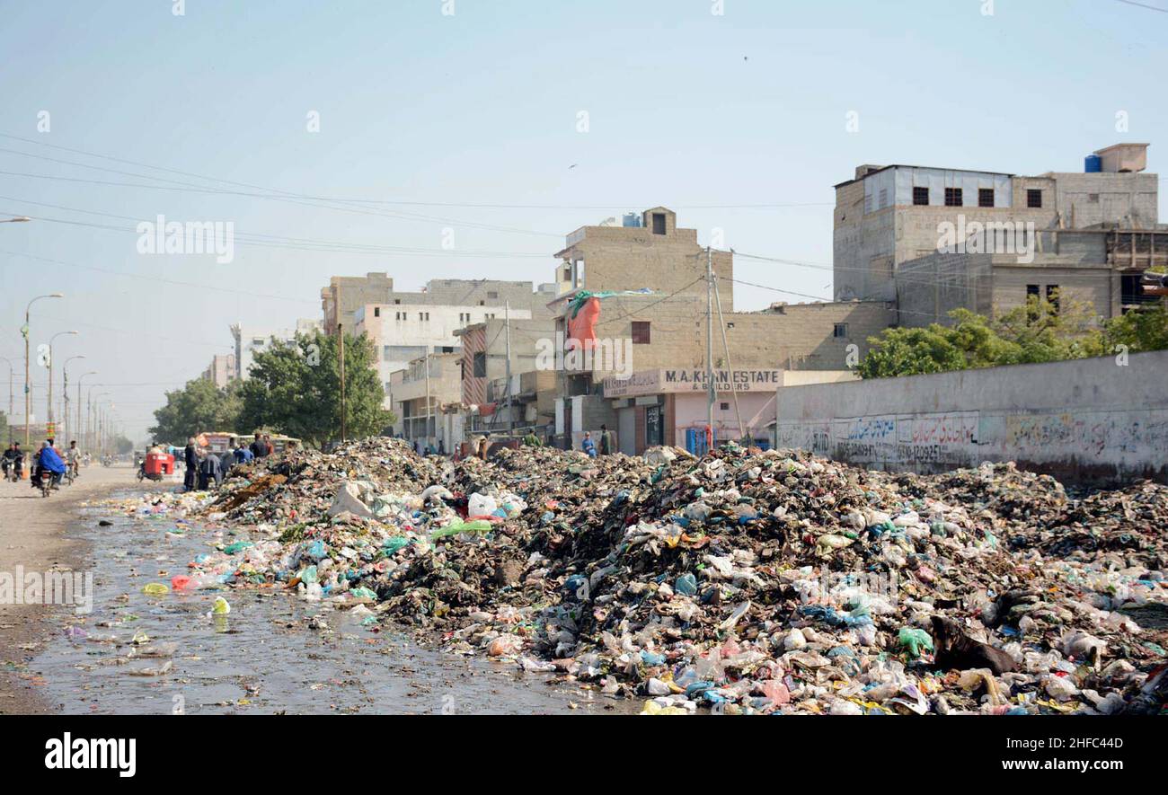 Pakistan. 15th Jan, 2022. Hectic street full of sewerage water and huge ...