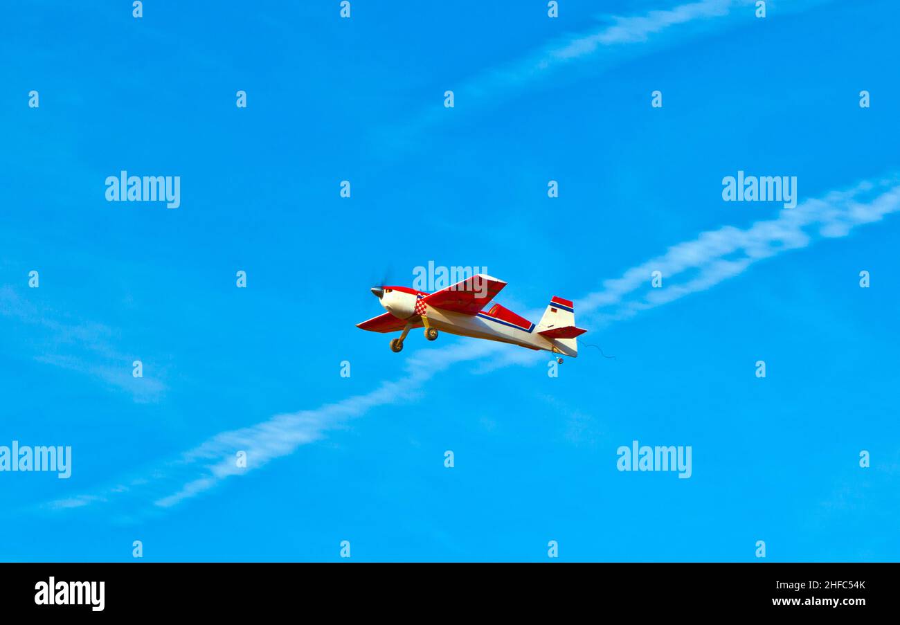 model airplane in the sky Stock Photo - Alamy