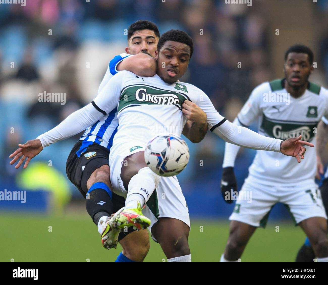 Massimo Luongo #21 of Sheffield Wednesday competes for the ball Stock ...