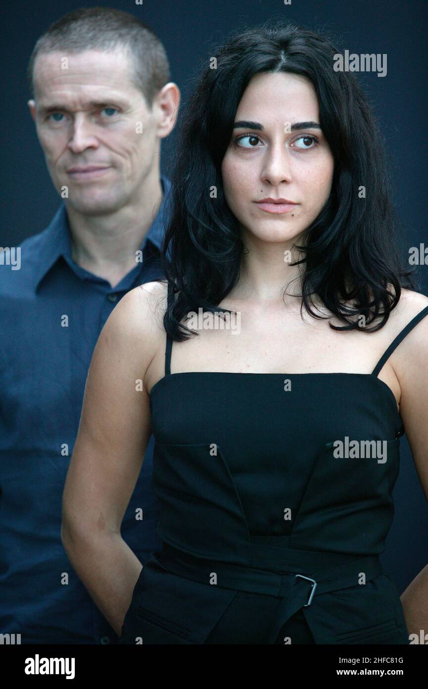 Wilem Dafoe and Giada Colagrande Stock Photo - Alamy