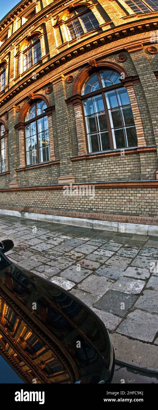 Austrian Museum of Applied Arts in Vienna, the MAK Stock Photo - Alamy