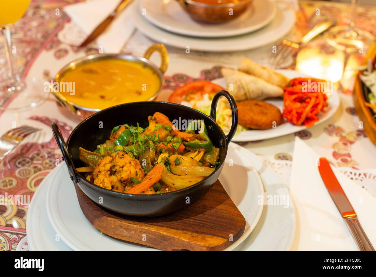 Indian veg thali hi-res stock photography and images - Alamy
