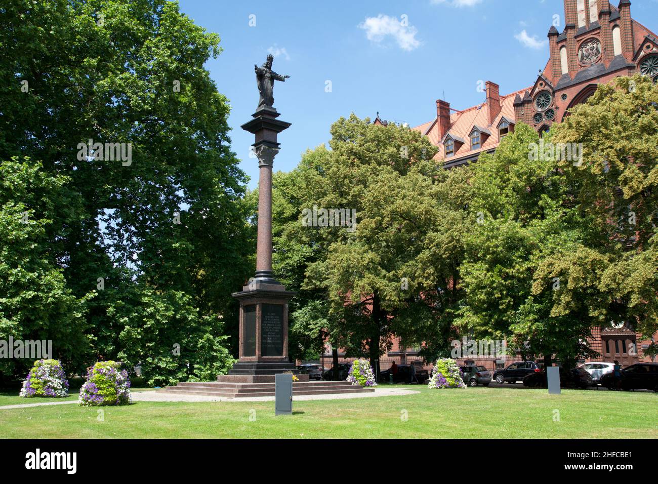 WROCLAW, POLAND - 16 JUN 2018: Monument and large statue in the ...