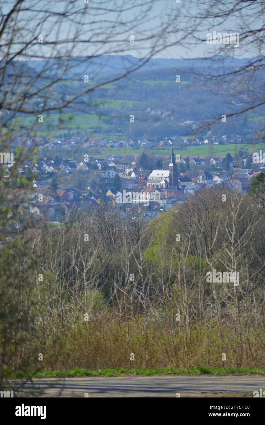 beautiful view from the Panoramaweg on Hilbringen and the city of ...