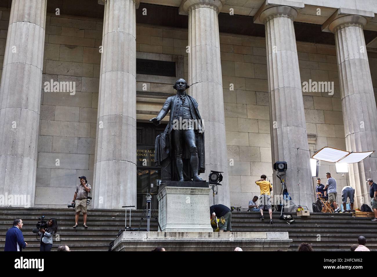 George Washington sculpture on the steps of Federal Hall in lower ...