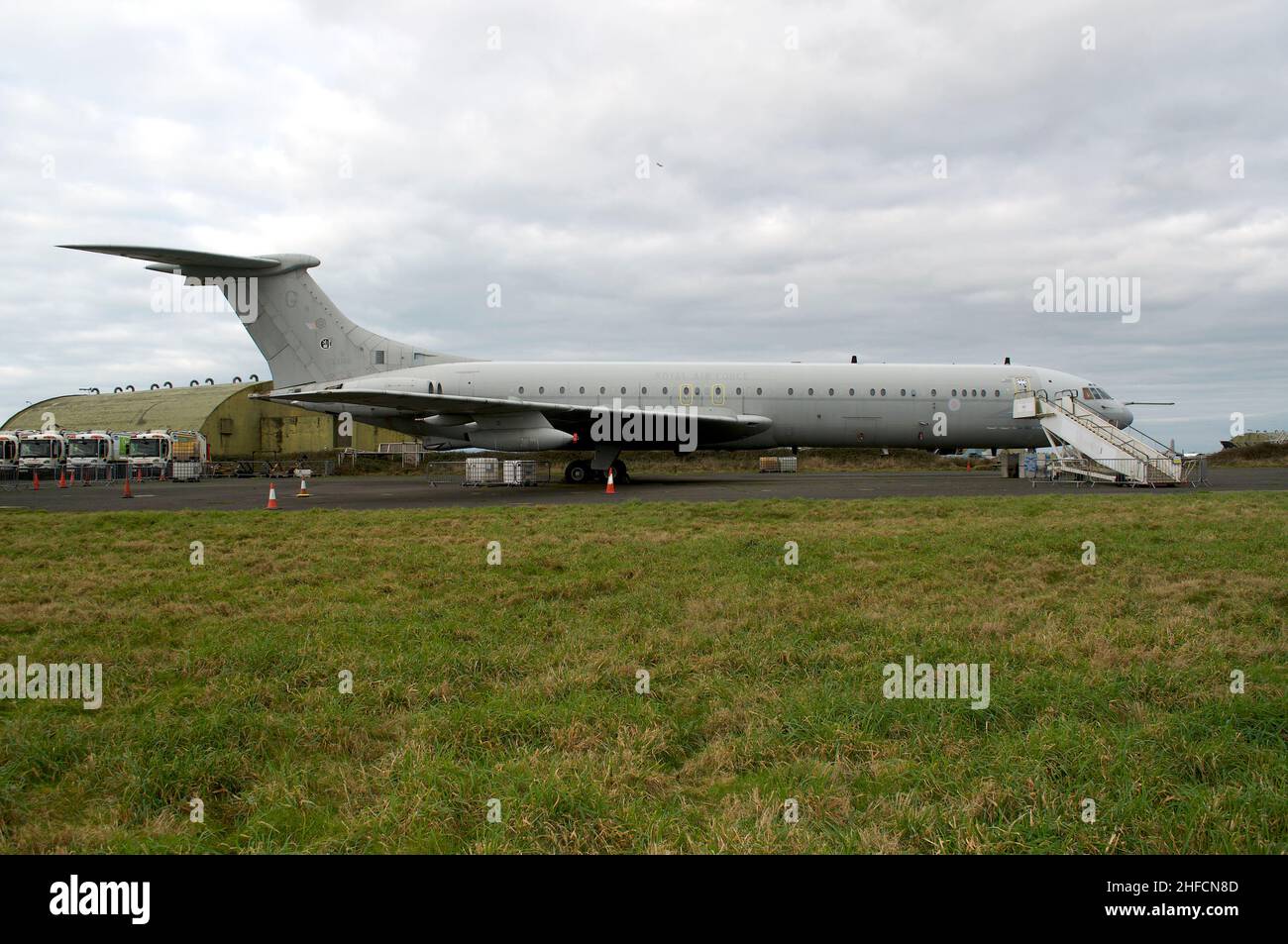 1967 Vickers VC10 aerial tanker and aircraft refueler RAF Newquay ...