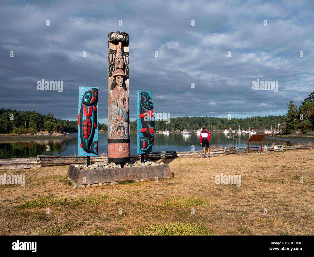Coast salish hi-res stock photography and images - Alamy