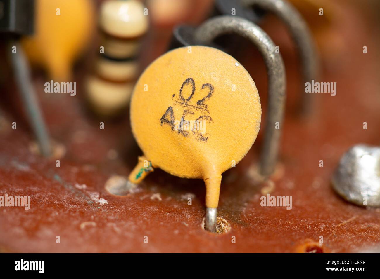 Capacitor hi-res stock photography and images - Alamy