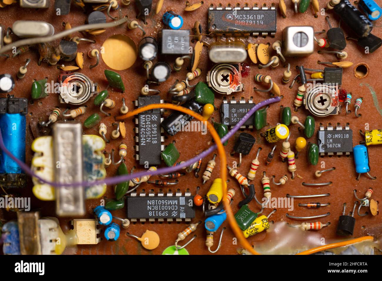 Circuits components hi-res stock photography and images - Alamy