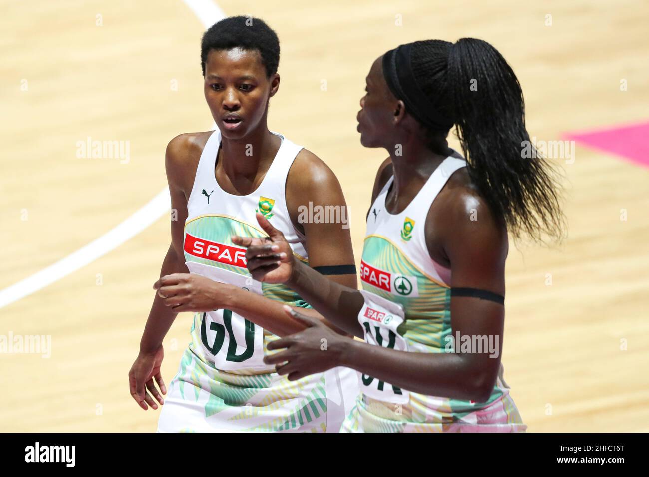 South AfricaÕs Zanele Vimbela (left) and South AfricaÕs Phumza Maweni ...