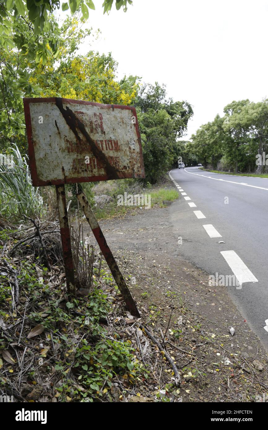 "Road sign" and "Street signs" redirect here Stock Photo - Alamy
