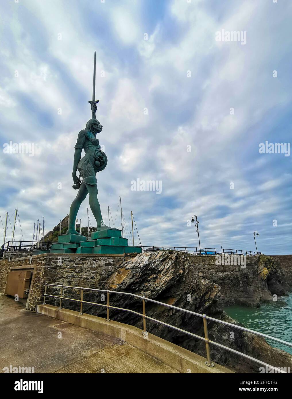 Ilfracombe, UK. 15th Jan, 2022. Colourful skies at sunset over ...