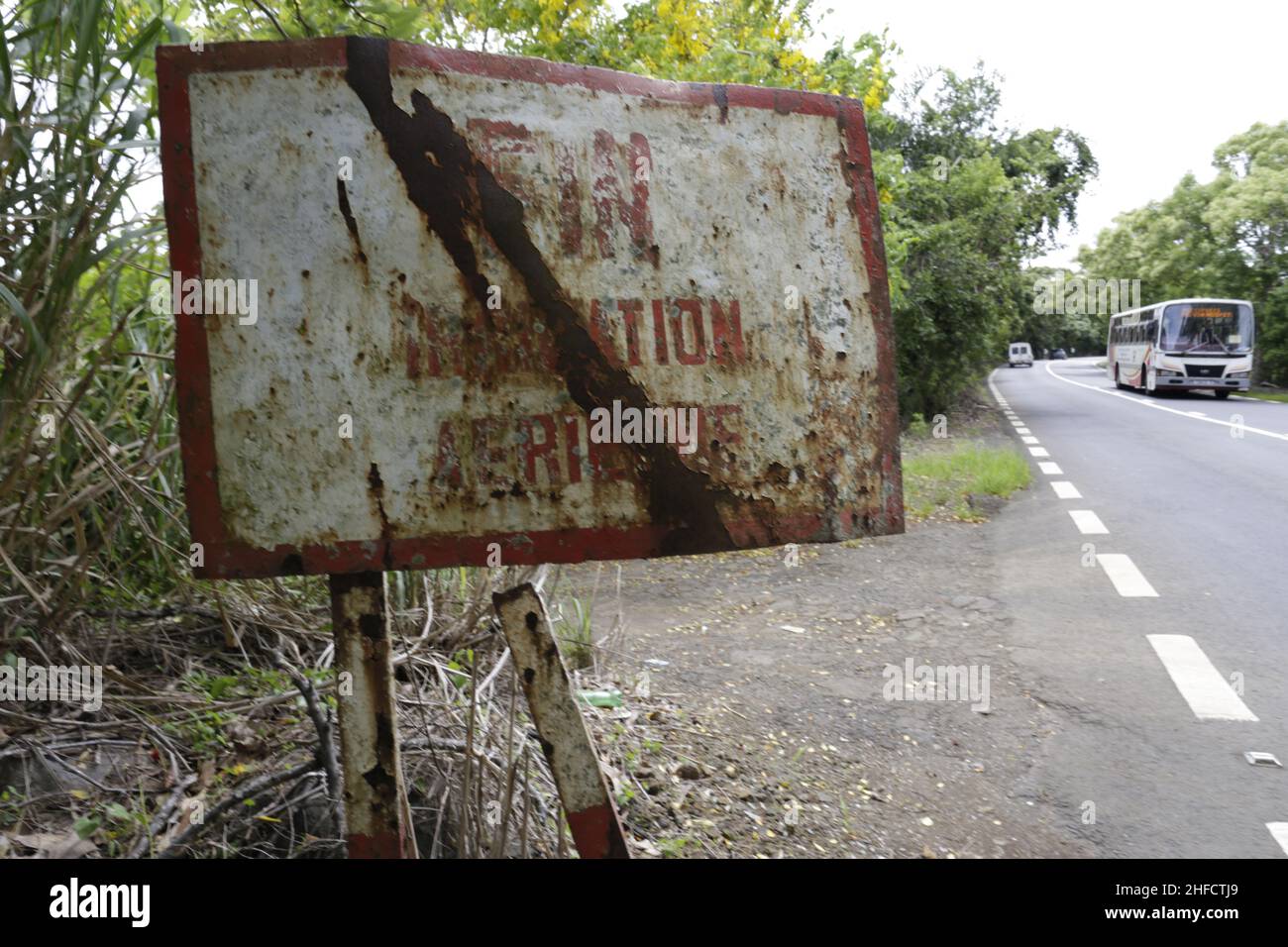 "Road sign" and "Street signs" redirect here Stock Photo - Alamy