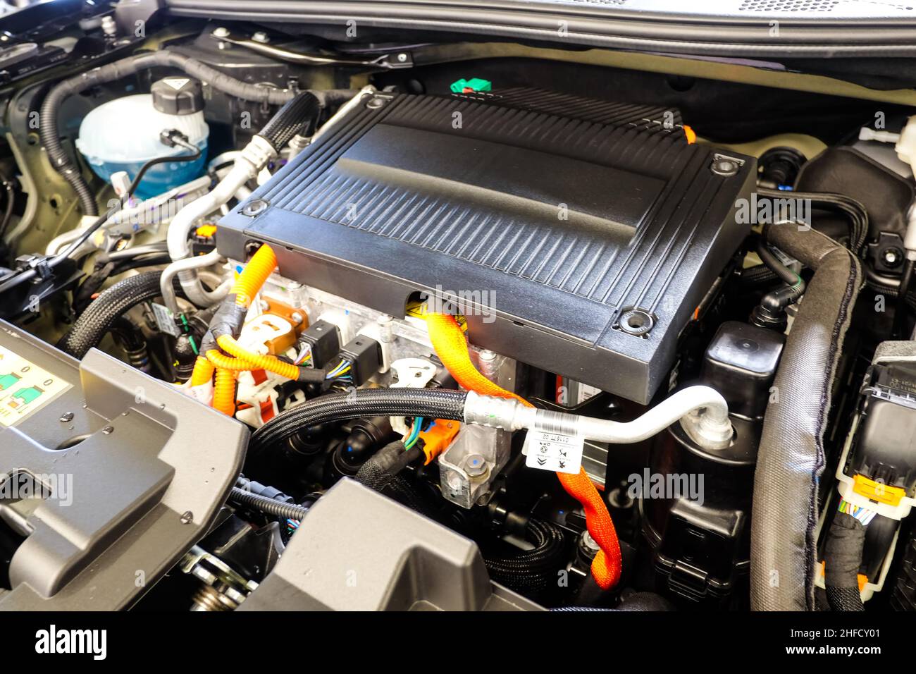 engine compartment citroen e c4 Stock Photo - Alamy
