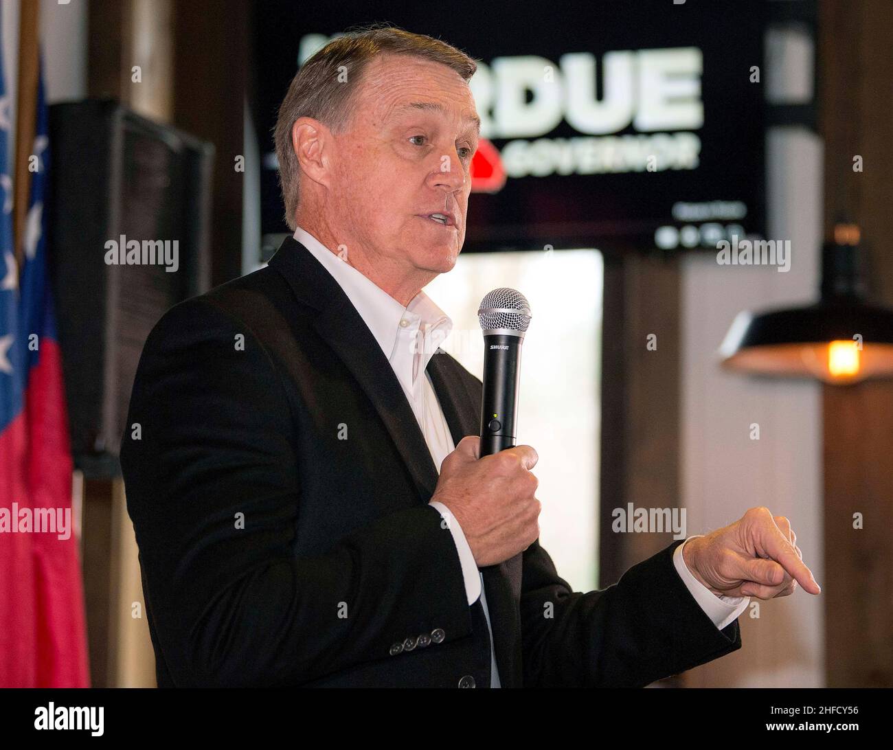 Dunwoody, Georgia, USA. 15th Jan, 2022. Former U.S. Senator DAVID ...