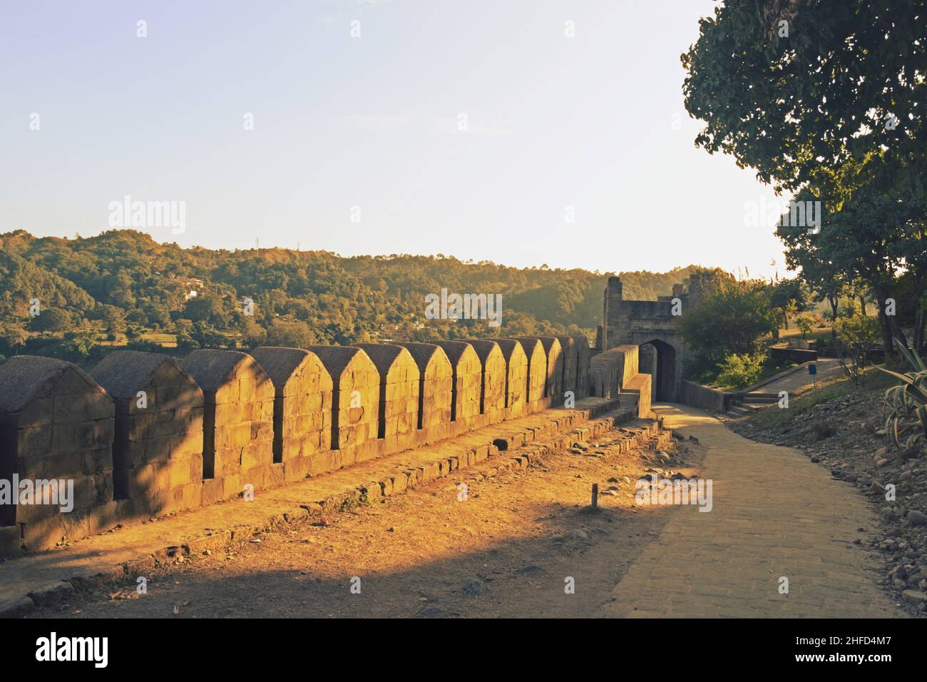 Kangra fort hi-res stock photography and images - Alamy