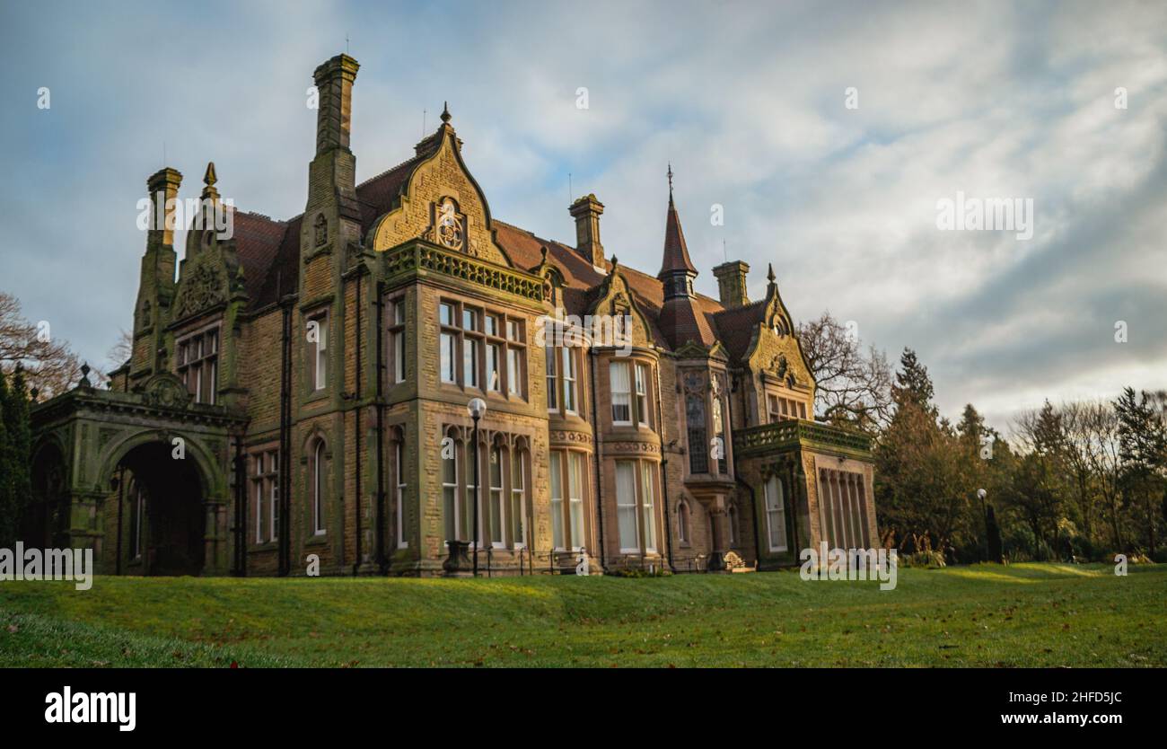 The devisdale hi-res stock photography and images - Alamy