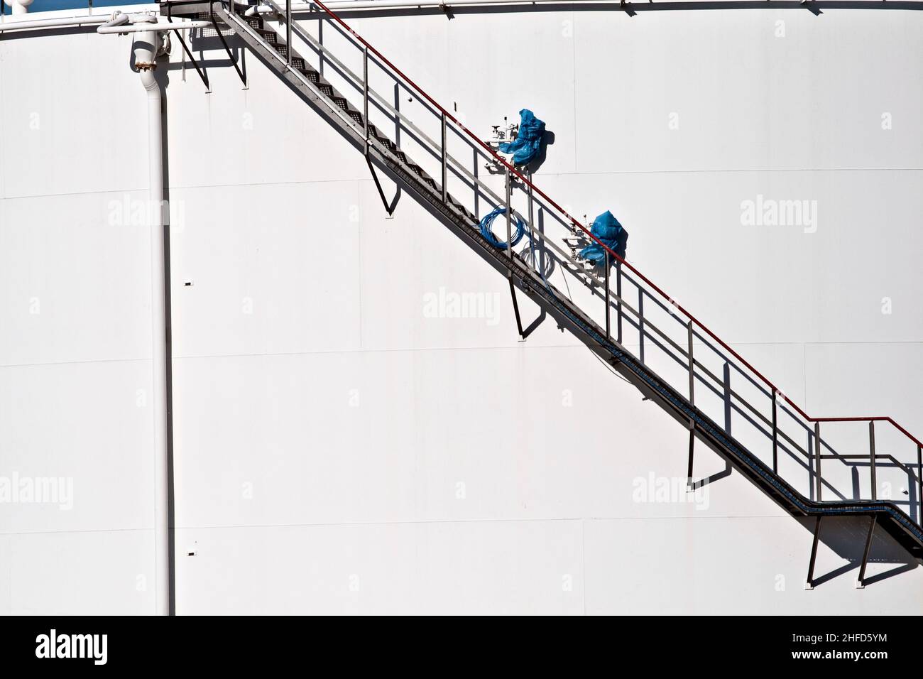 Climbing oil storage tank hi-res stock photography and images - Alamy