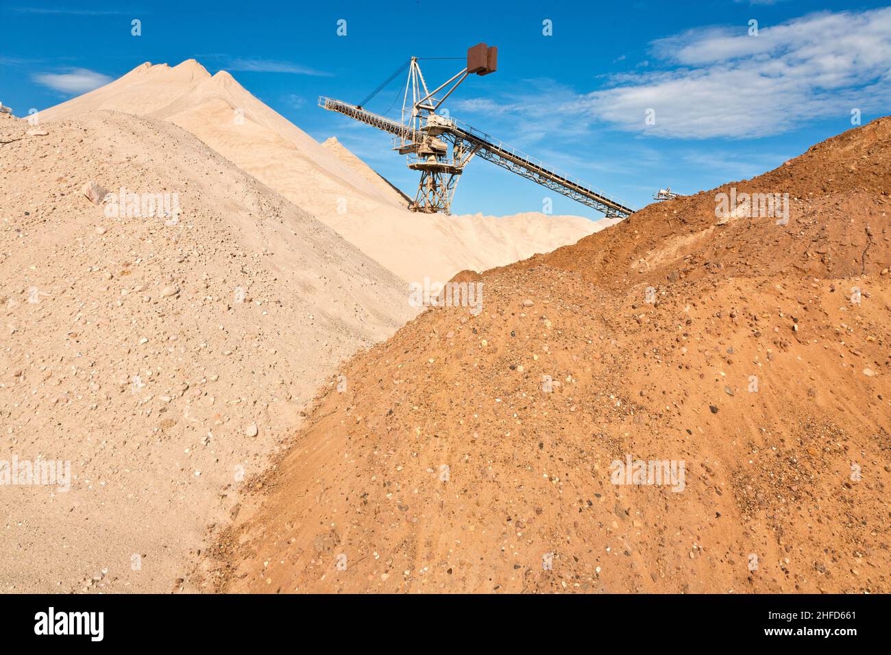 Conveyor on site at gravel pit hill Stock Photo - Alamy