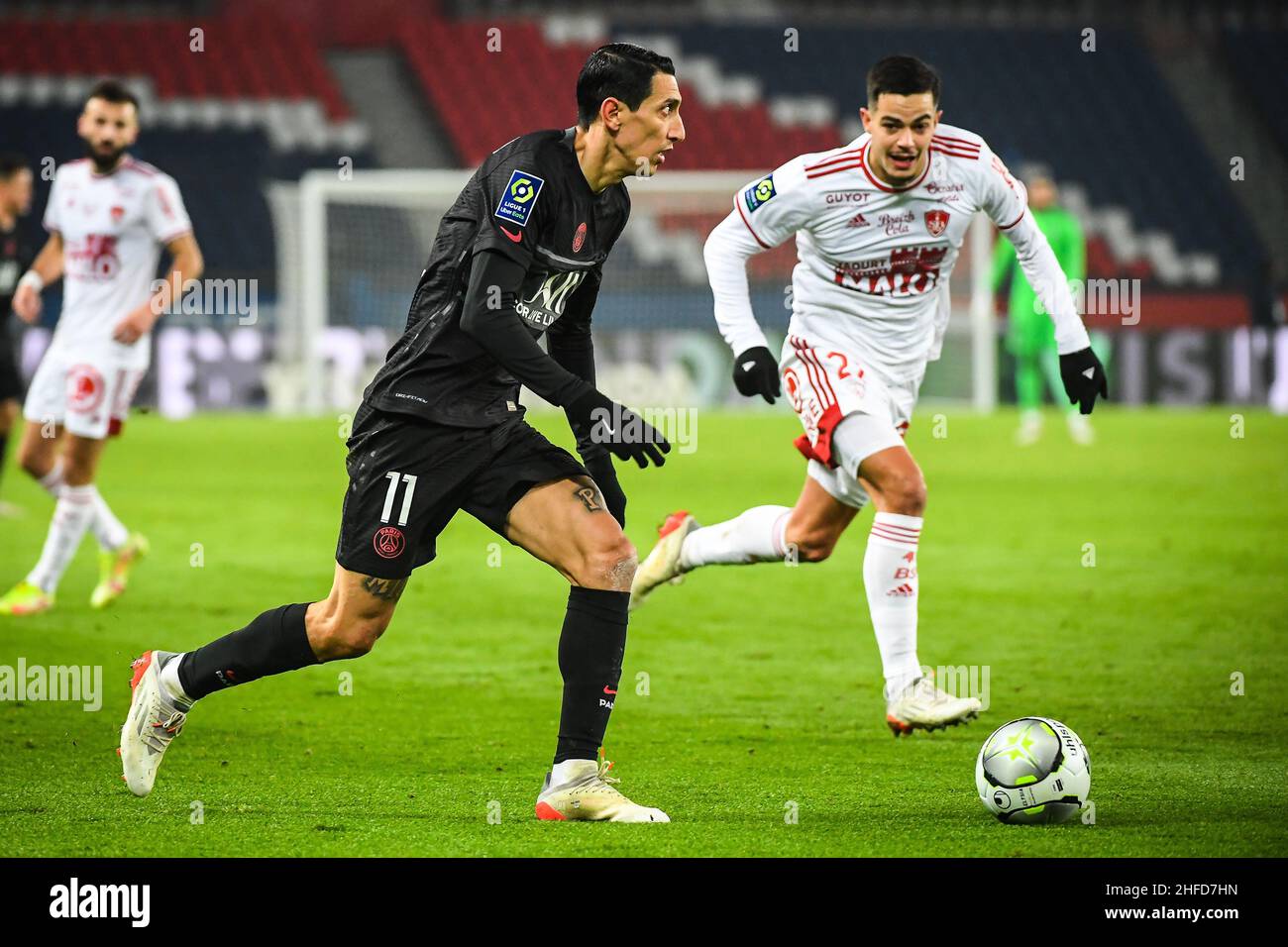Paris, France, France. 15th Jan, 2022. Angel DI MARIA of PSG and Romain ...