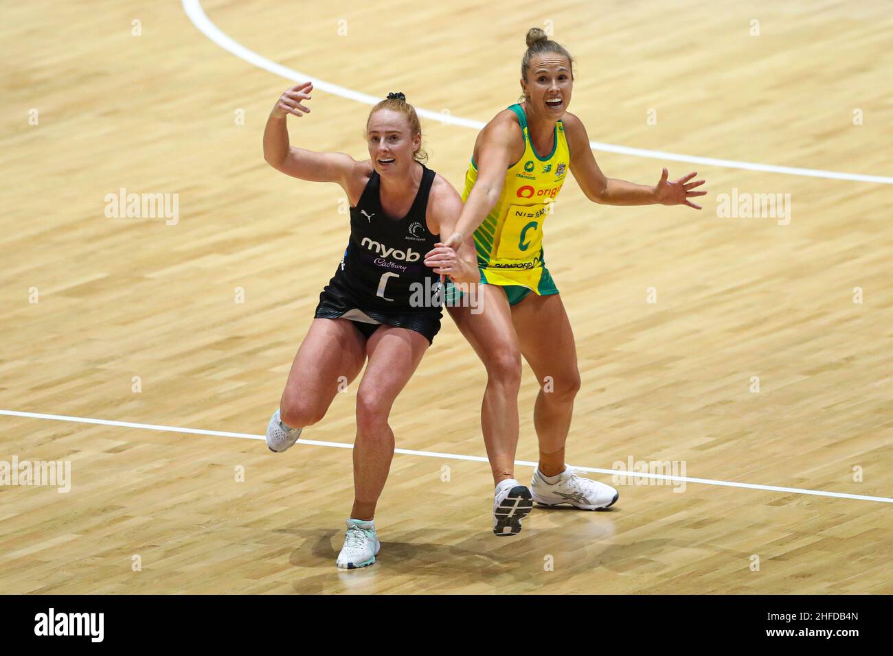 New Zealand's Samantha Winders (left) and Australia's Paige Hadley ...