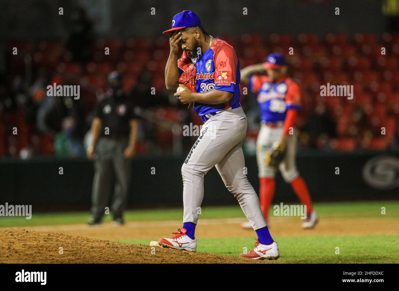 MAZATLAN, MEXICO - FEBRUARY 02: Jhan Marinez closing pitcher of Las ...