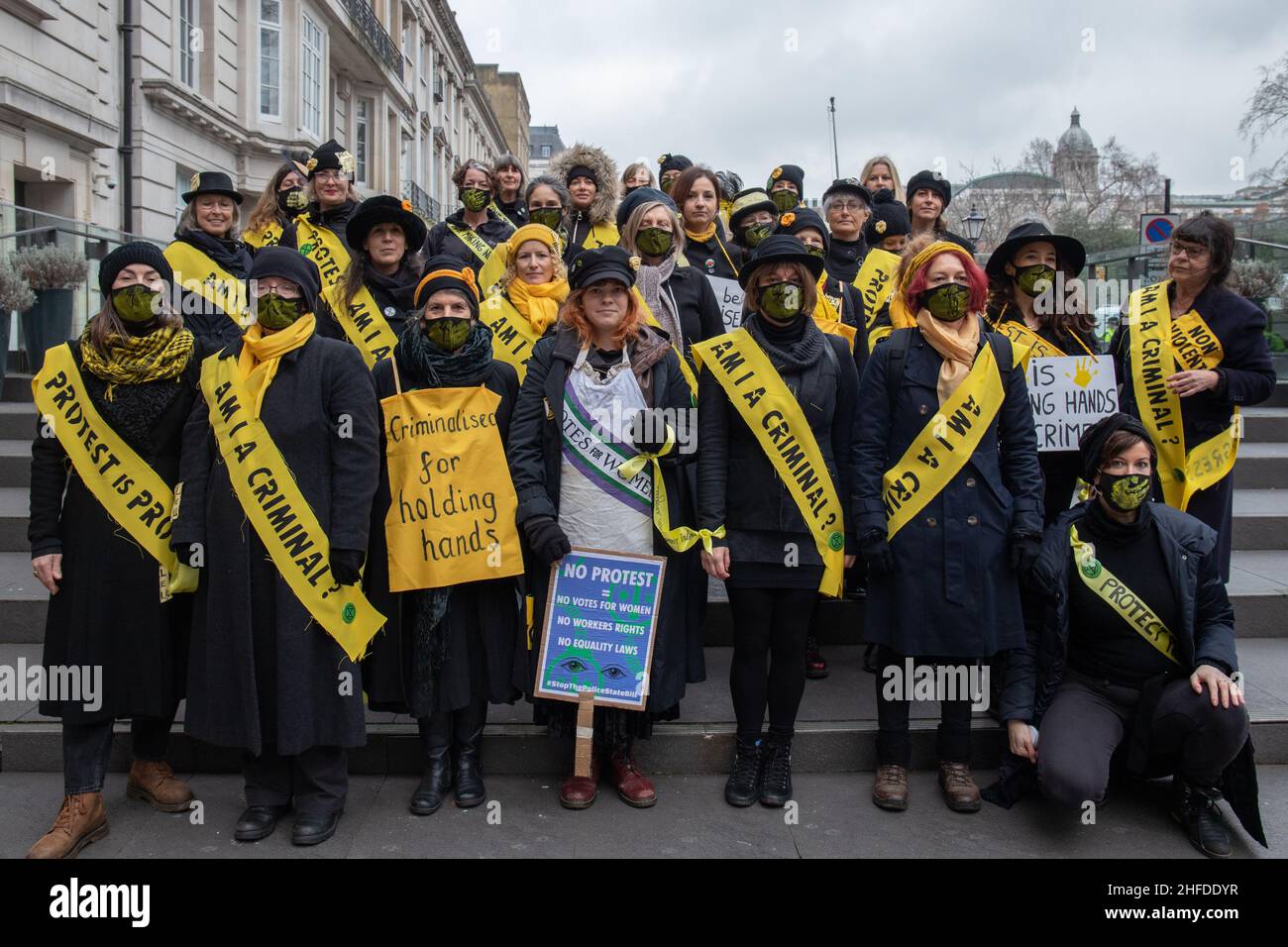 Uk suffragettes marching hi-res stock photography and images - Alamy