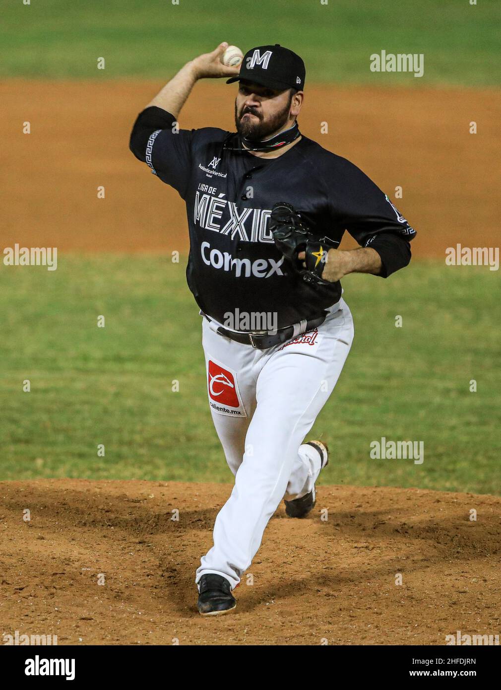 MAZATLAN, MEXICO - FEBRUARY 02: Edgar Gonzalez starting pitcher of ...