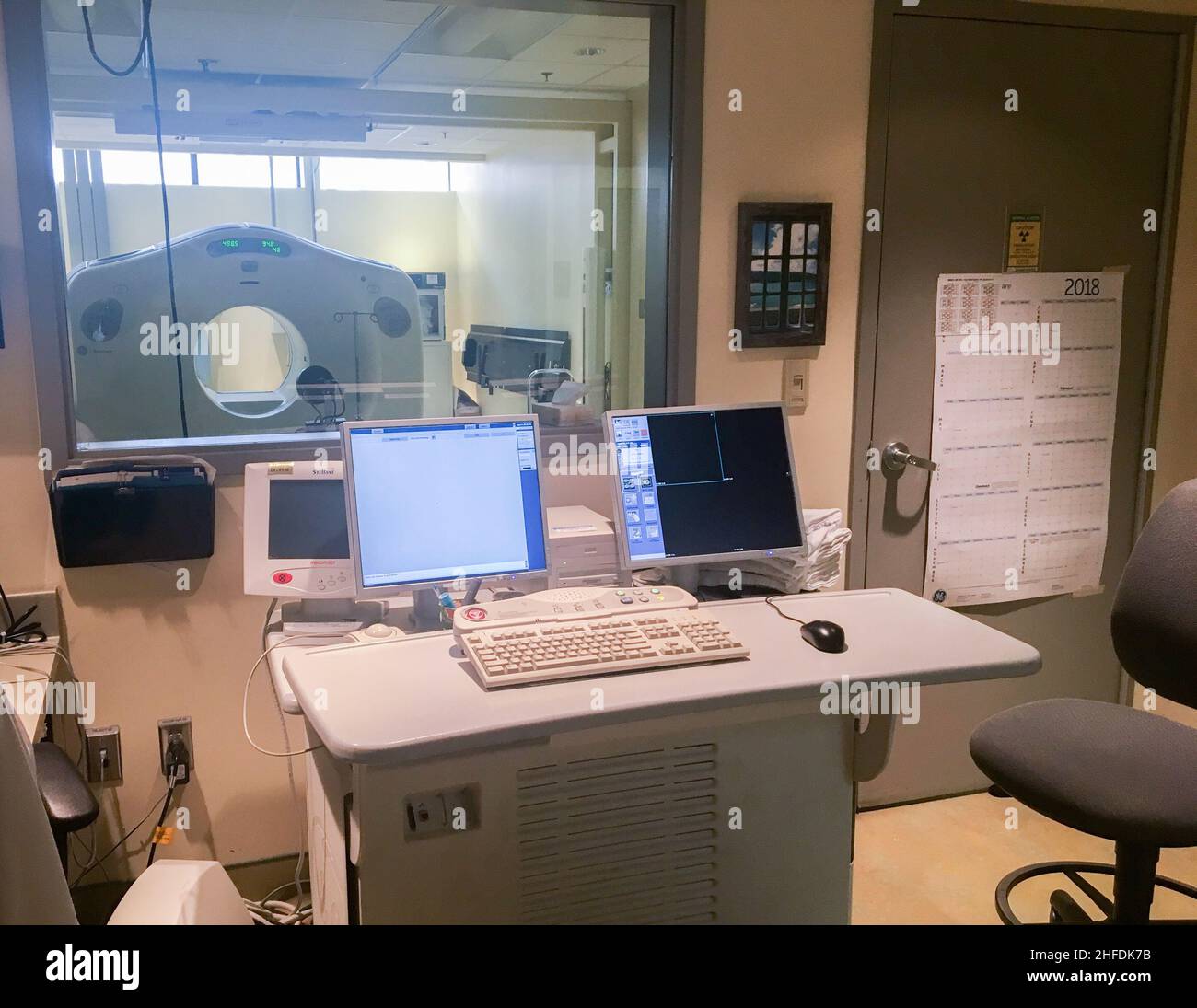 Radiology and nuclear medicine hi-res stock photography and images - Alamy