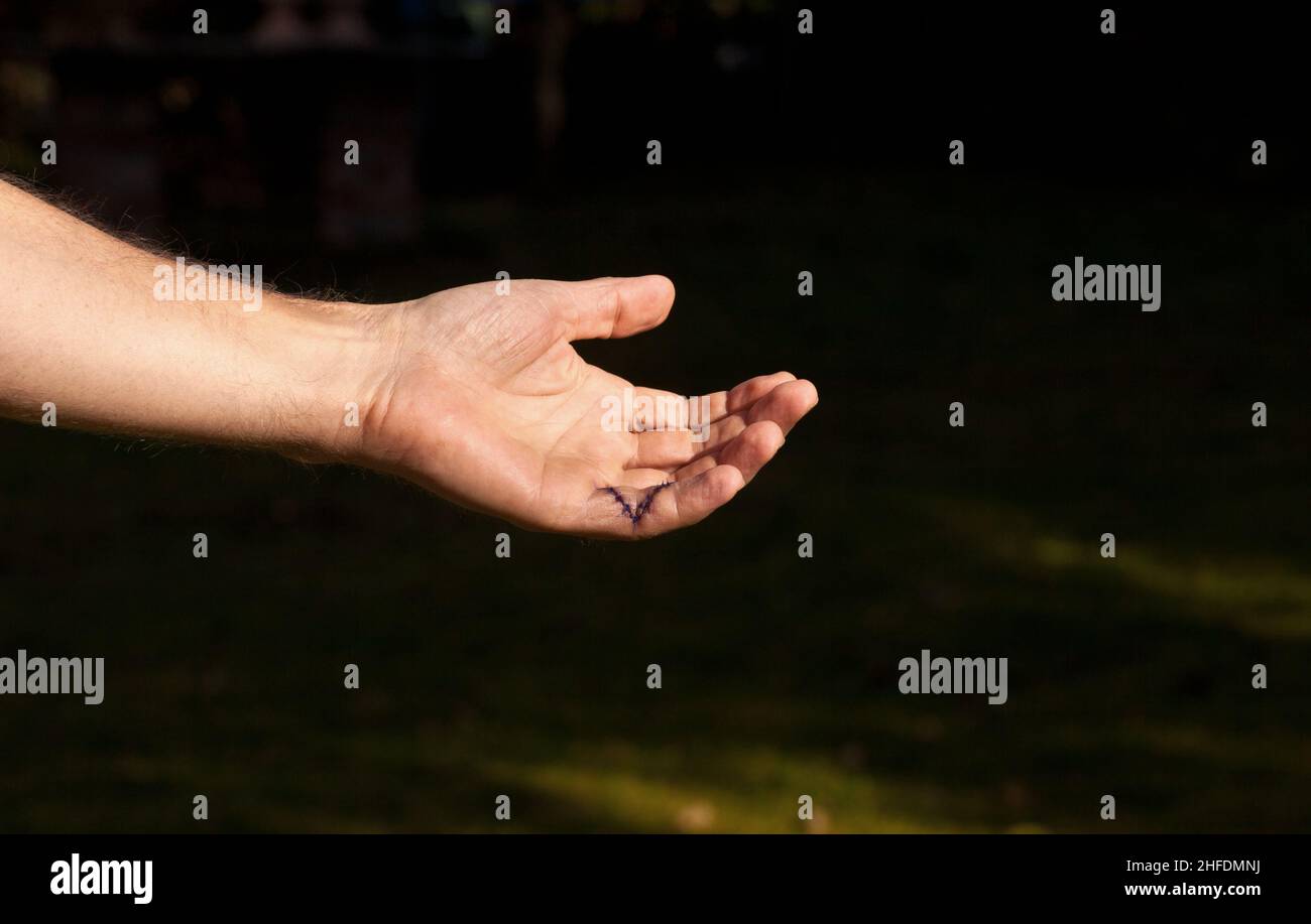 Pinky finger raised hi-res stock photography and images - Alamy