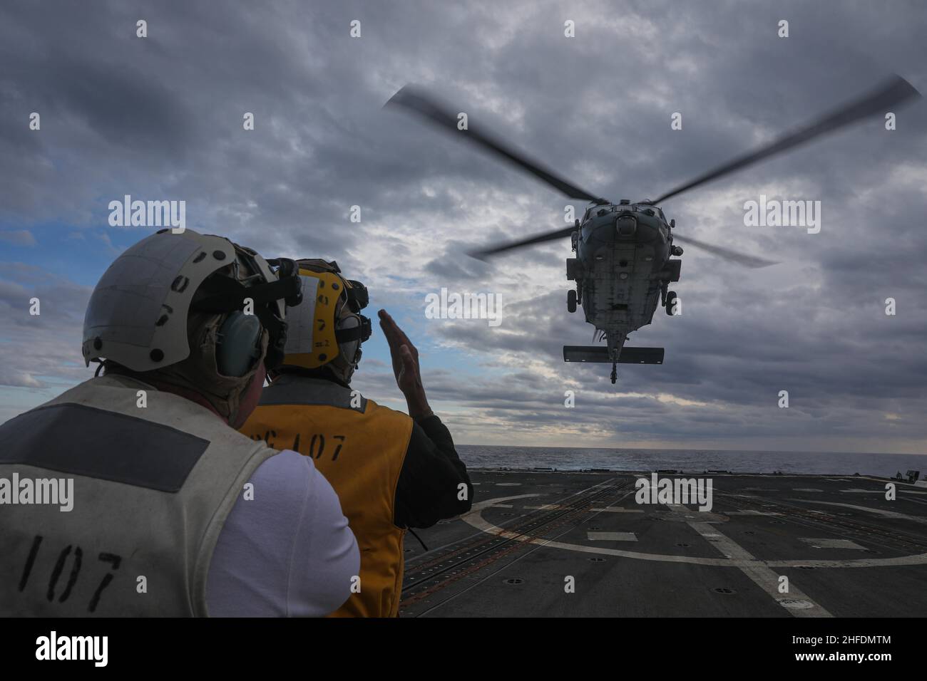 220109-N-ED646-2070- ADRIATIC SEA (Jan. 9, 2022) Boatswain's Mate 3rd ...