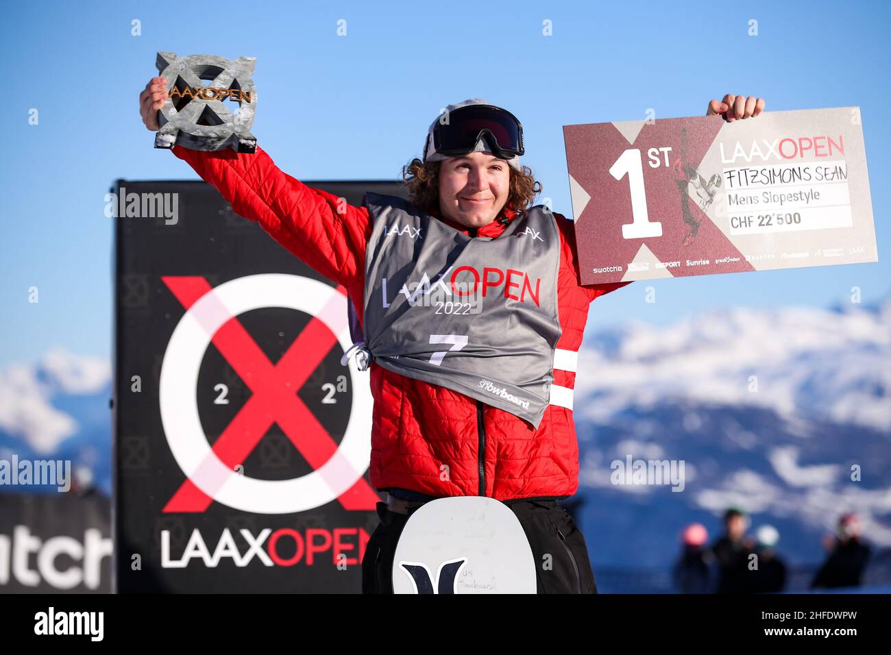 Prize ceremony hi-res stock photography and images - Alamy