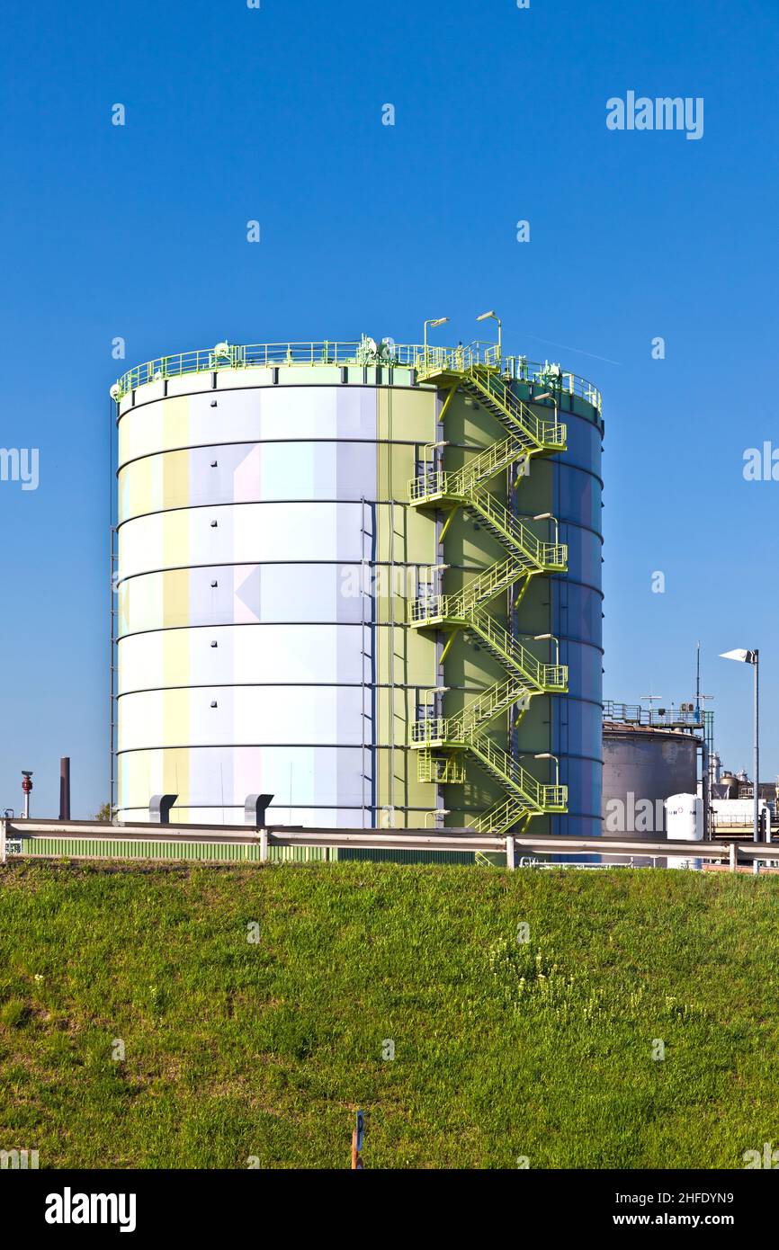 Industry park with silo and chimney Stock Photo - Alamy
