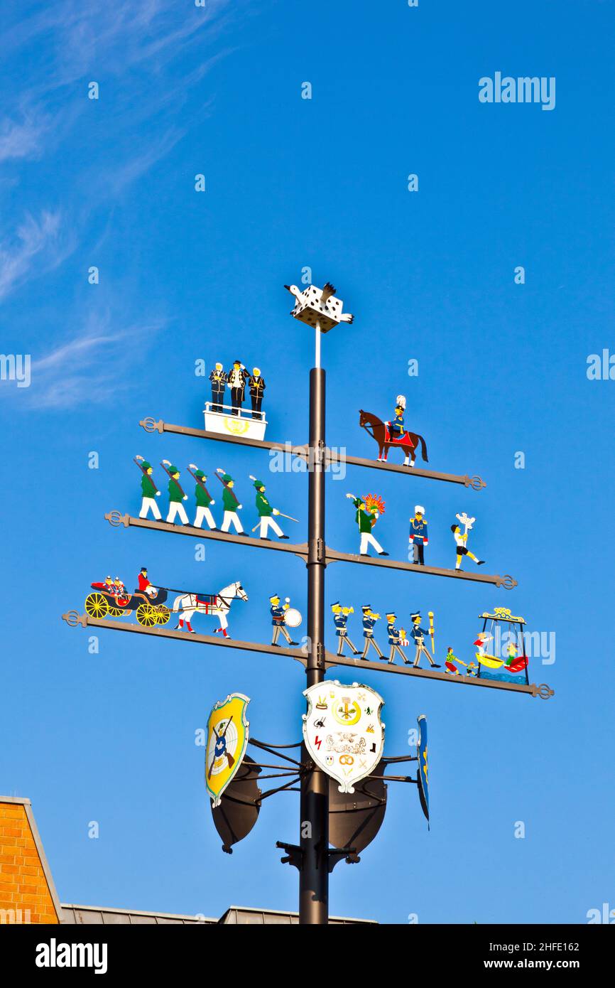 Oktoberfest maypole hi-res stock photography and images - Alamy