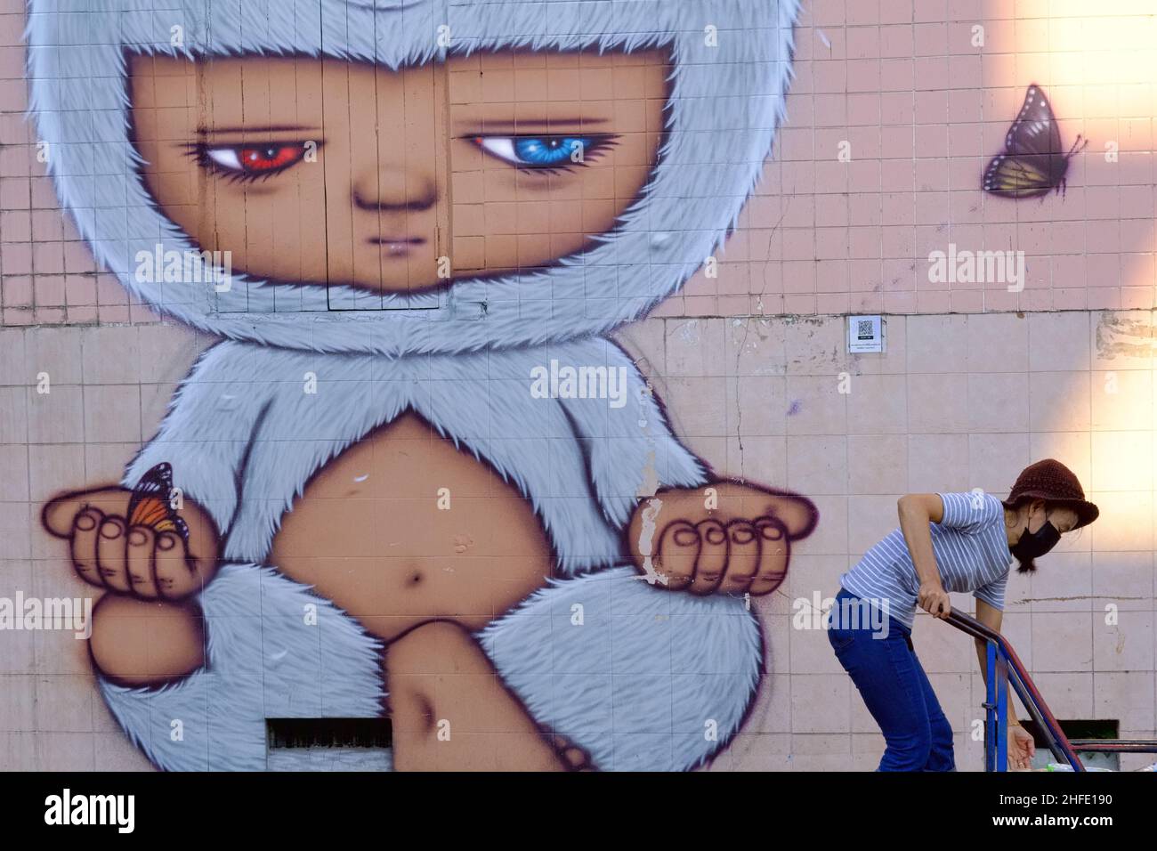 Alex face painting hi-res stock photography and images - Alamy