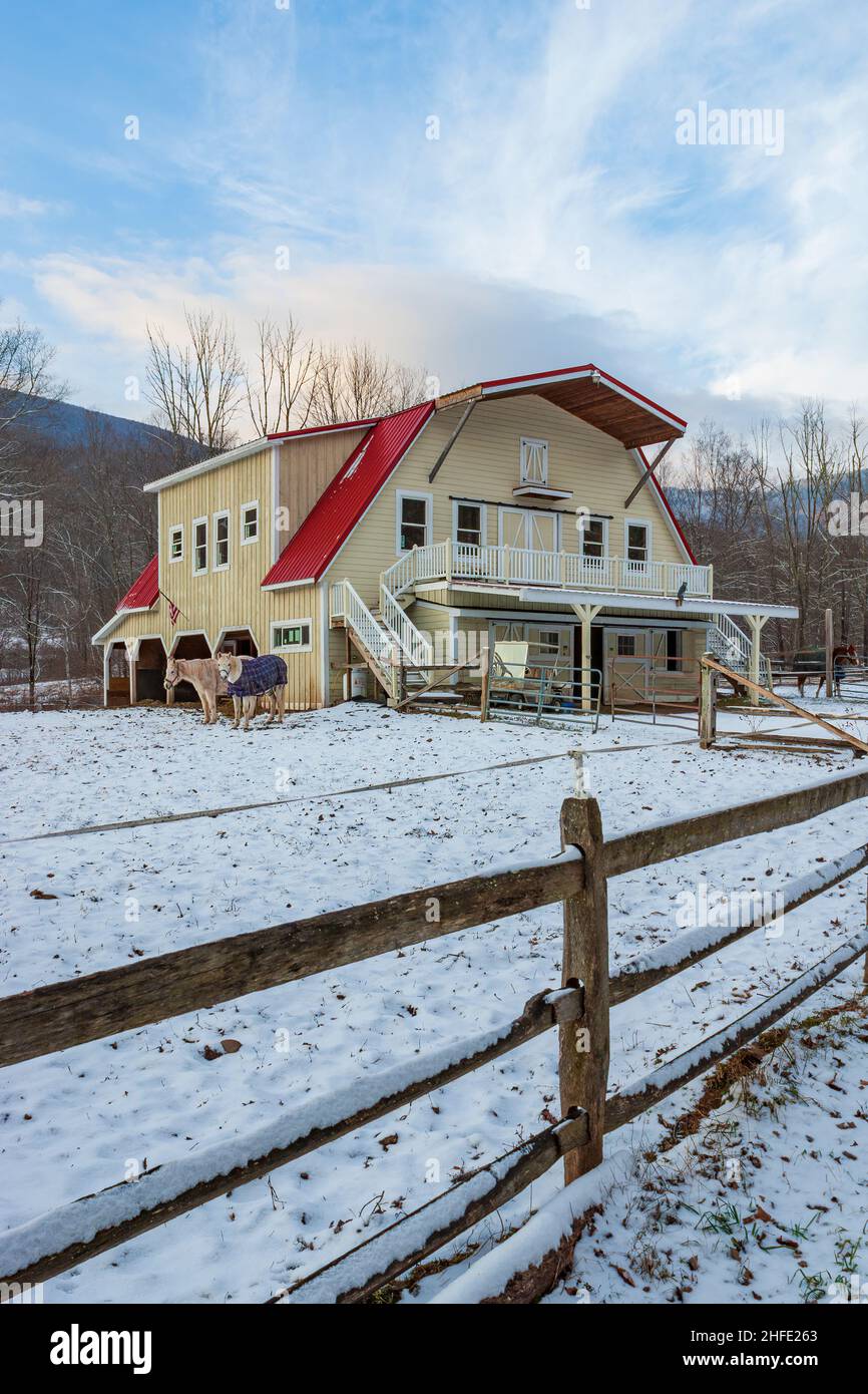 Homestead, vernacular architecture hi-res stock photography and images ...