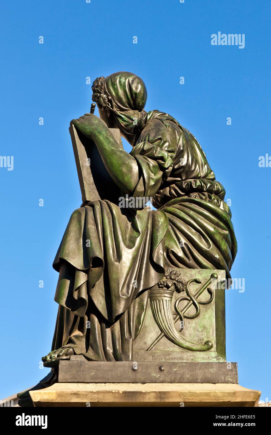 statue of Johannes Gutenberg, inventor of book printing, Frankfurt ...