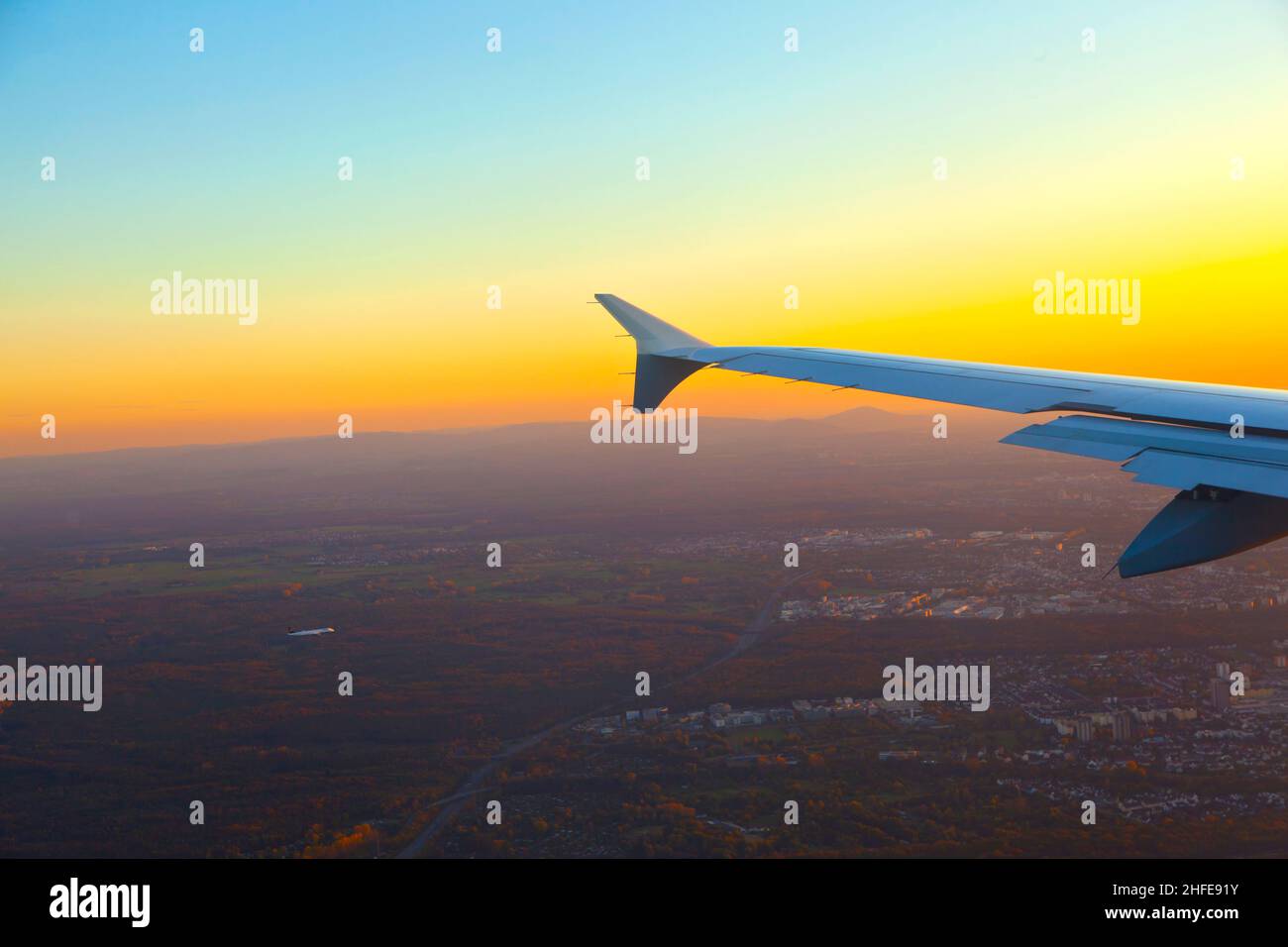 wing of aircraft in the sky Stock Photo - Alamy