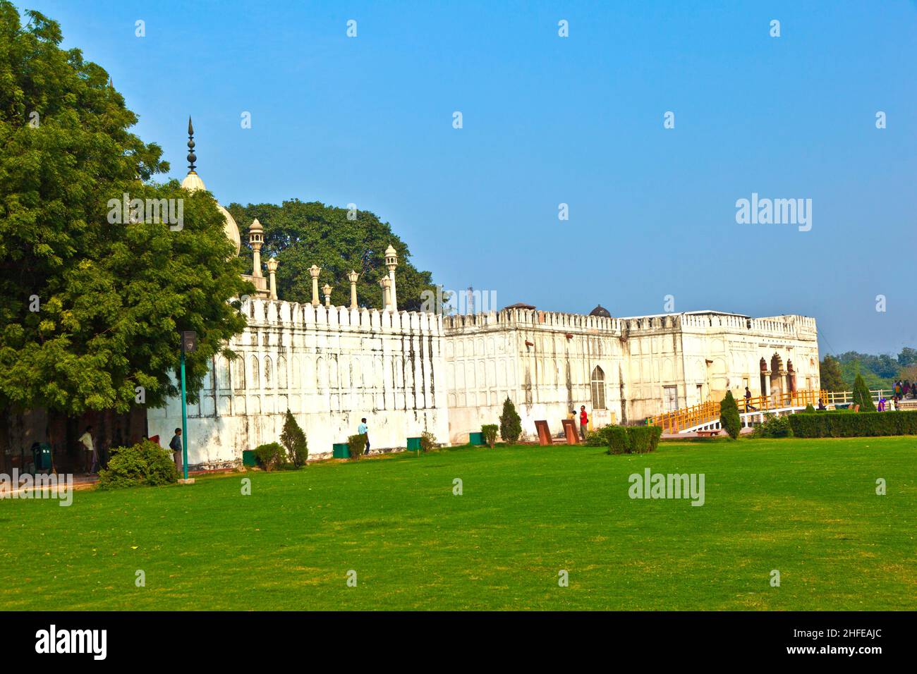 Hammam and Mosque in RED FORT complex in Delhi, India Stock Photo - Alamy