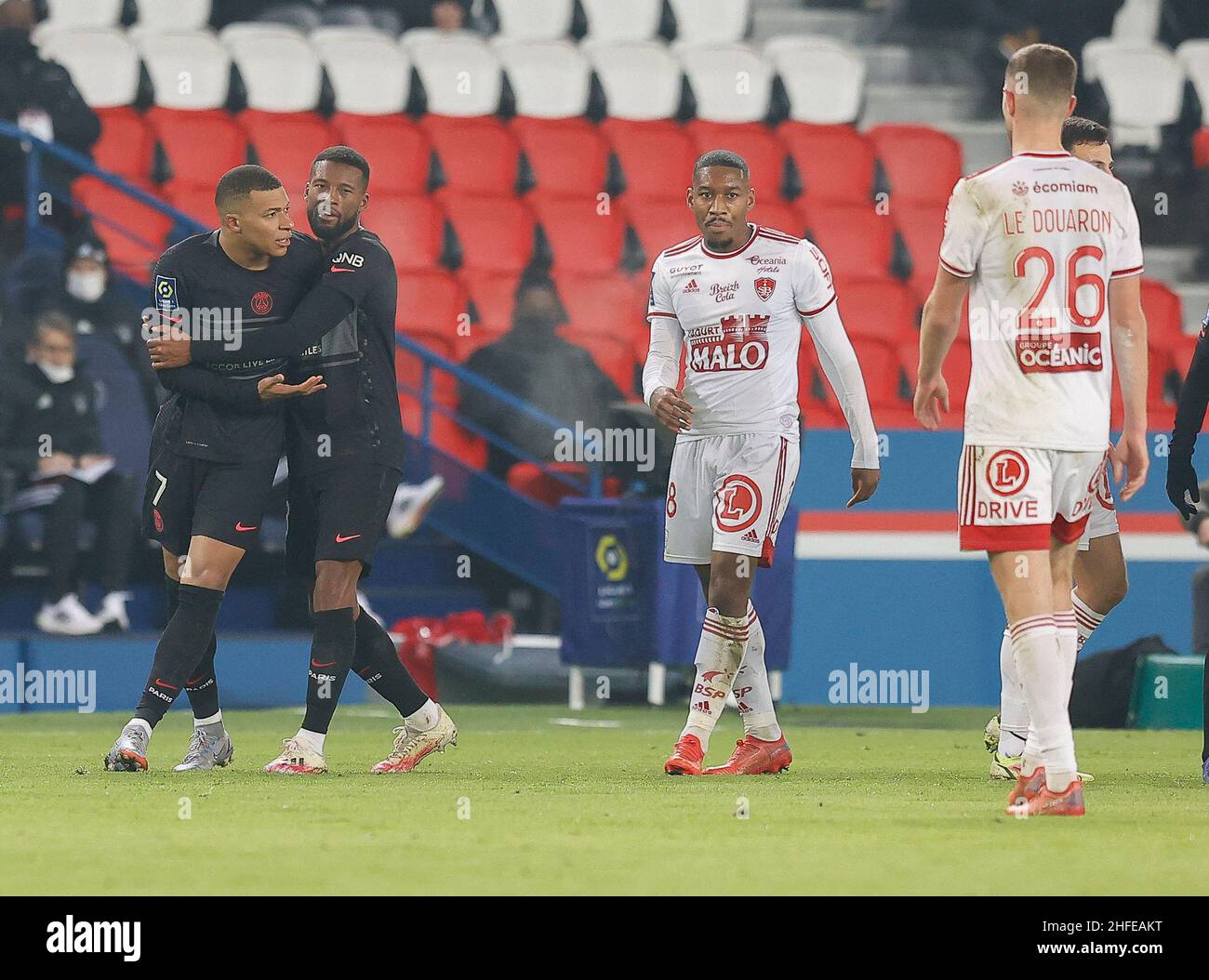Kylian MBAPPE of PSG argue with Hugo MAGNETTI of STADE BRESTOIS during ...