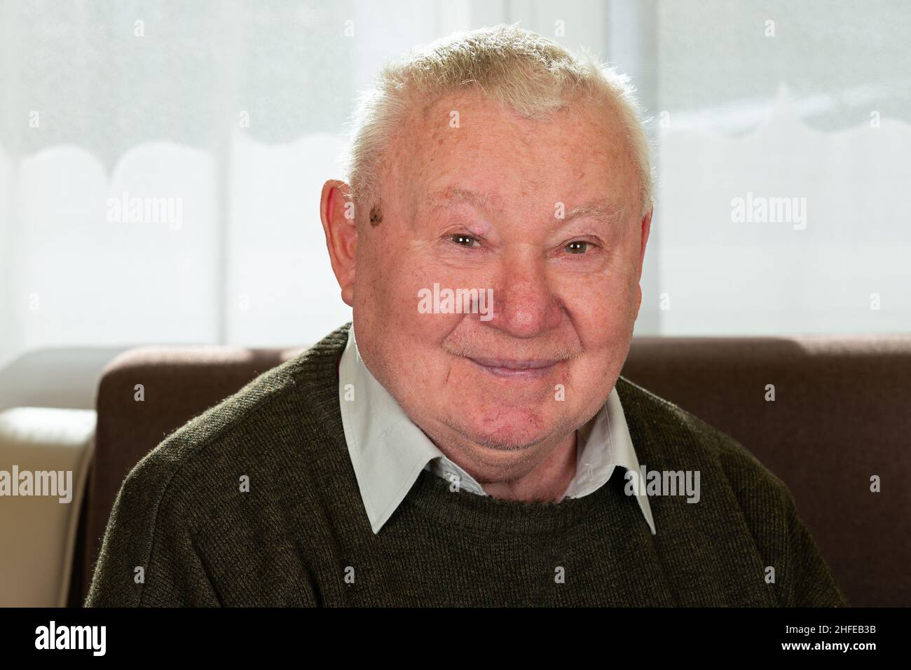 Picture of a elderly man at home Stock Photo - Alamy