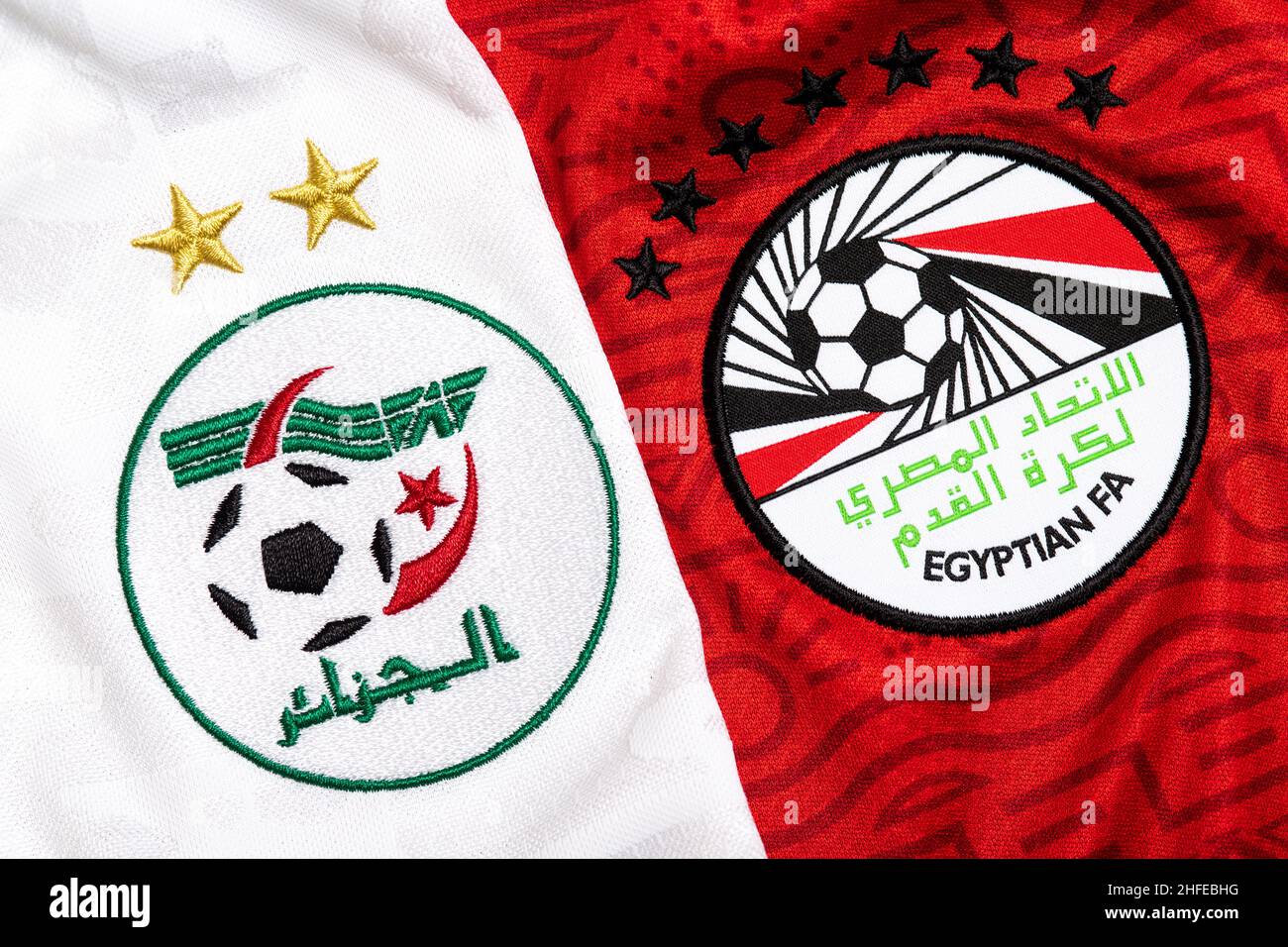 Algeria national football team crest hi-res stock photography and ...