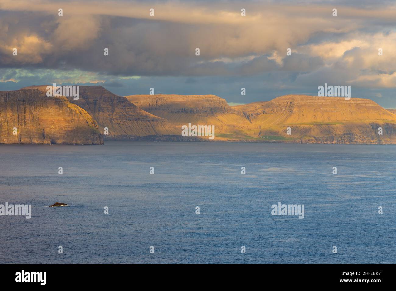 Sunset over the Faroe Islands, a volcanic archipelago in the Atlantic ...